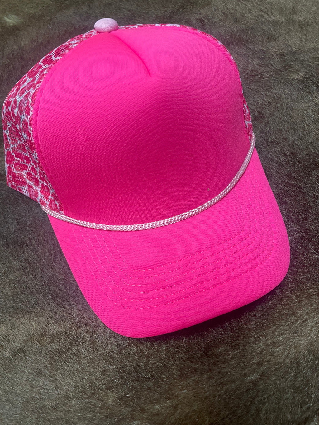 Hot Pink Leopard Trucker Hat – Boutique Bella Bella