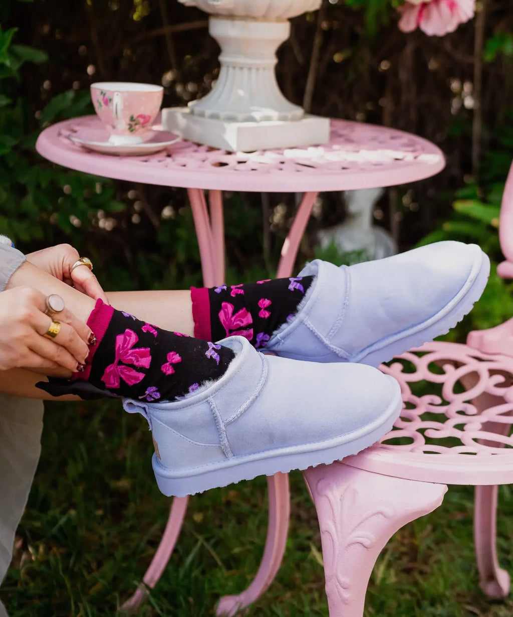 Big Bow Energy Ruffle Ankle Socks – Boutique Bella Bella