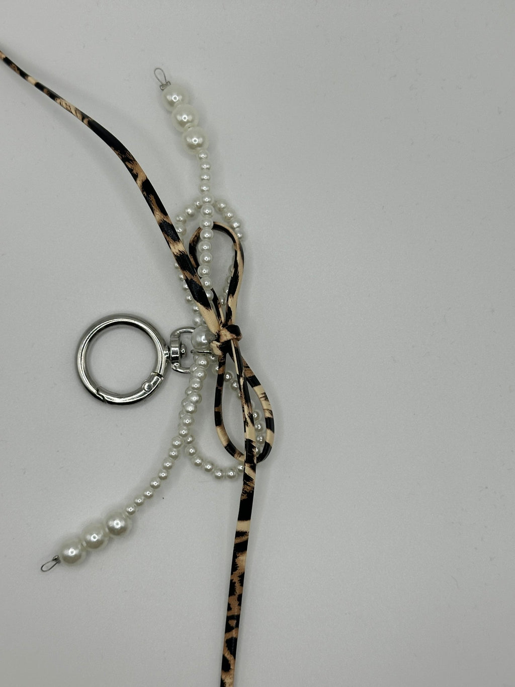 Pearl Leopard Bag Charm – Boutique Bella Bella